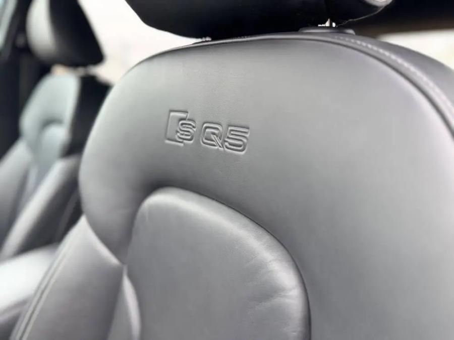 Blue Audi Q5 2014 in Riga, with an engine capacity of 3.00 L and mileage of 226 thousand km for 16995 €, photo 30 on AUTOMOTO.COM.LV