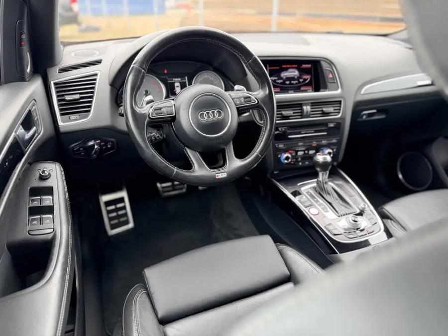 Blue Audi Q5 2014 in Riga, with an engine capacity of 3.00 L and mileage of 226 thousand km for 16995 €, photo 31 on AUTOMOTO.COM.LV