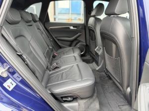 Blue Audi Q5 2014 in Riga, with an engine capacity of 3.00 L and mileage of 226 thousand km for 16995 €, photo 33 on AUTOMOTO.COM.LV