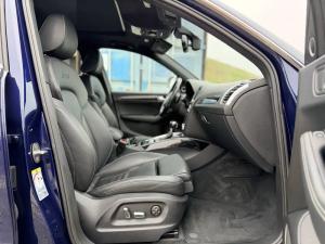 Blue Audi Q5 2014 in Riga, with an engine capacity of 3.00 L and mileage of 226 thousand km for 16995 €, photo 35 on AUTOMOTO.COM.LV