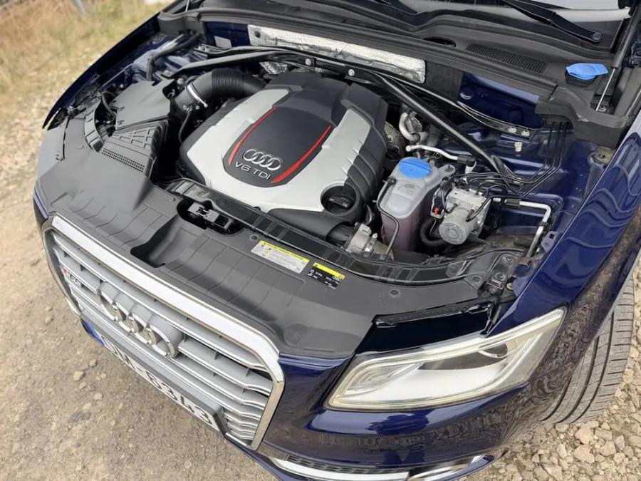 Blue Audi Q5 2014 in Riga, with an engine capacity of 3.00 L and mileage of 226 thousand km for 16995 €, photo 39 on AUTOMOTO.COM.LV
