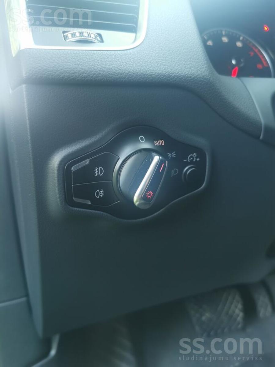 Blue Audi Q5 2014 in Riga, with an engine capacity of 2.00 L and mileage of 154 thousand km for 13500 €, photo 18 on AUTOMOTO.COM.LV