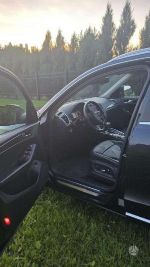 Blue Audi Q5 2014 in Panevezys, with an engine capacity of 3.00 L and mileage of 306 thousand km for 9500 €, photo 9 on AUTOMOTO.COM.LV