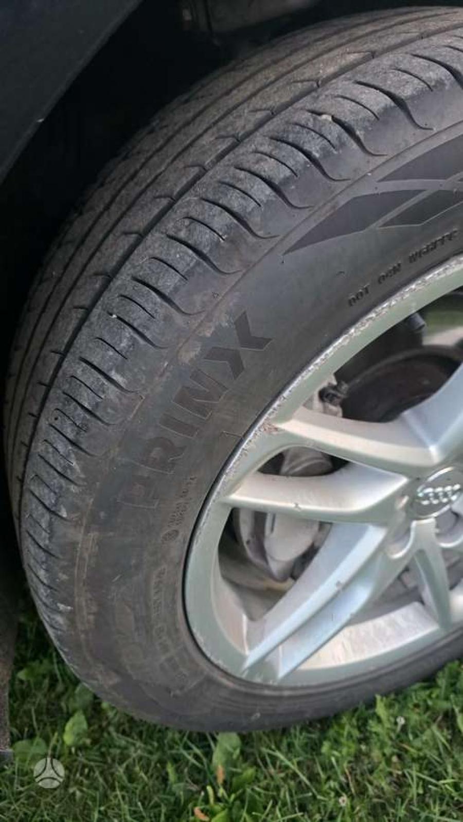 Blue Audi Q5 2014 in Panevezys, with an engine capacity of 3.00 L and mileage of 306 thousand km for 9500 €, photo 12 on AUTOMOTO.COM.LV