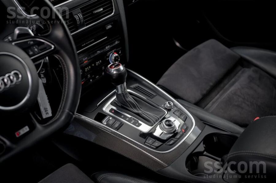 Zils Audi Q5 2014 Talsi, ar dzinēja tilpumu 3.00 L un nobraukumu 186 tūkst. km par 17500 €, foto 28 vietnē AUTOMOTO.COM.LV