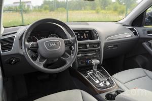 Blue Audi Q5 2014 in Riga, with an engine capacity of 3.00 L and mileage of 357 thousand km for 13490 €, photo 8 on AUTOMOTO.COM.LV