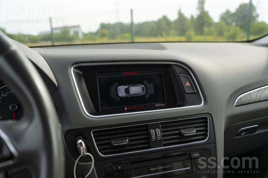 Blue Audi Q5 2014 in Riga, with an engine capacity of 3.00 L and mileage of 357 thousand km for 13490 €, photo 22 on AUTOMOTO.COM.LV