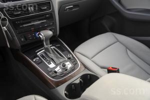 Blue Audi Q5 2014 in Riga, with an engine capacity of 3.00 L and mileage of 357 thousand km for 13490 €, photo 24 on AUTOMOTO.COM.LV