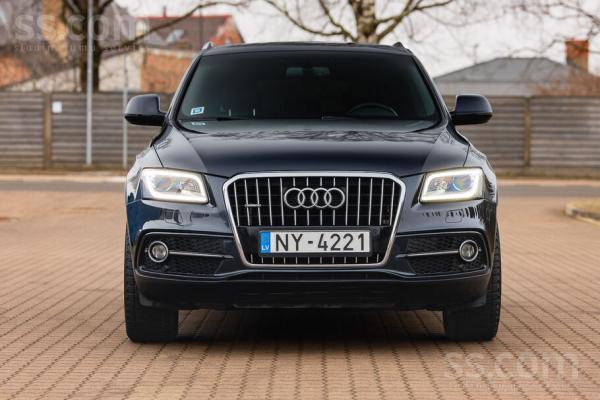 Blue Audi Q5 2015 in Riga, with an engine capacity of 3.00 L and mileage of 269 thousand km for 12970 €, photo 2 on AUTOMOTO.COM.LV