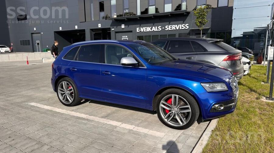 Zils Audi Q5 2015 Rīga, ar dzinēja tilpumu 3.00 L un nobraukumu 204 tūkst. km par 18000 €, foto 2 vietnē AUTOMOTO.COM.LV