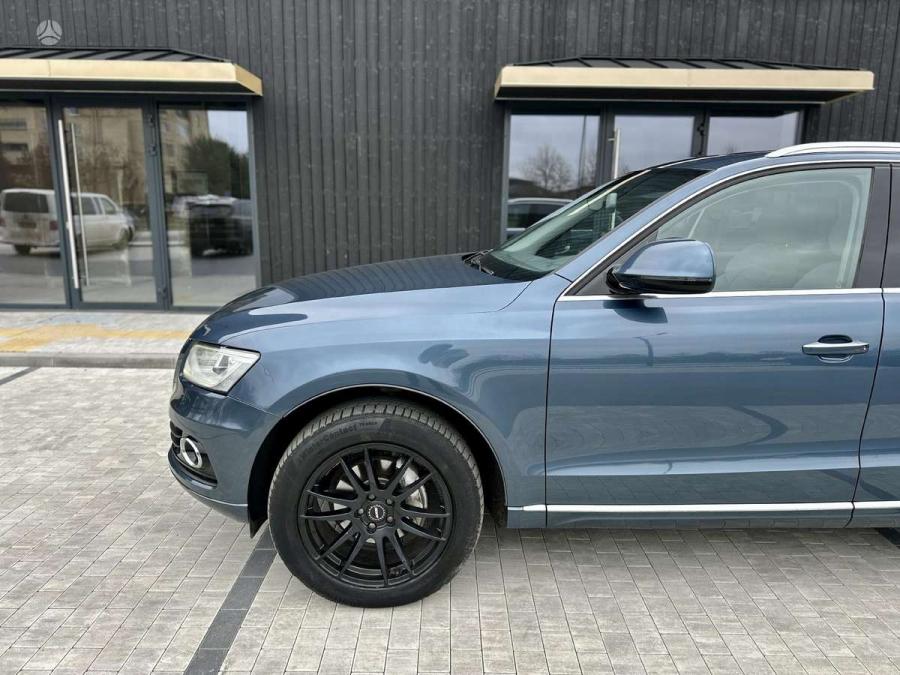 Zils Audi Q5 2015 Šauļi, ar dzinēja tilpumu 1.97 L un nobraukumu 215 tūkst. km par 13500 €, foto 4 vietnē AUTOMOTO.COM.LV