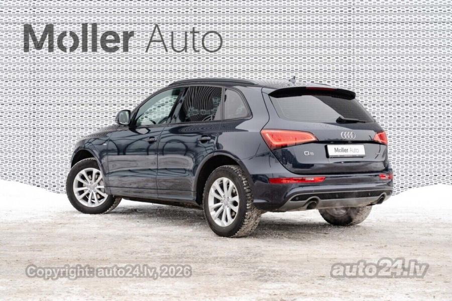 Zils Audi Q5 2015 Rīga, ar dzinēja tilpumu 2.00 L un nobraukumu 207 tūkst. km par 15585 €, foto 4 vietnē AUTOMOTO.COM.LV