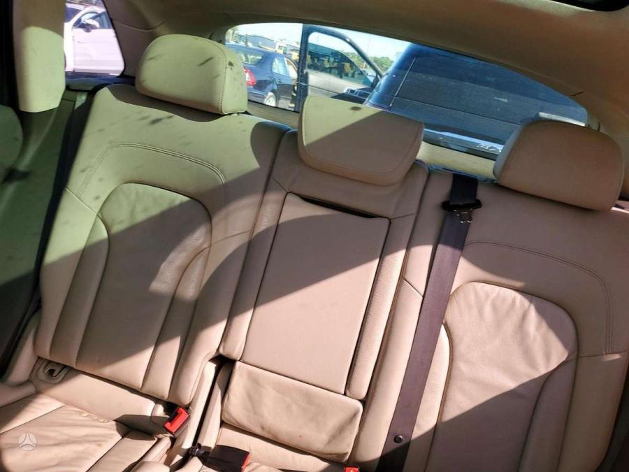 Blue Audi Q5 2015 in Vilnius, with an engine capacity of 1.98 L and mileage of 249 thousand km for 6700 €, photo 22 on AUTOMOTO.COM.LV