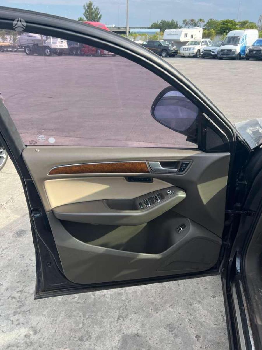 Blue Audi Q5 2015 in Vilnius, with an engine capacity of 1.98 L and mileage of 249 thousand km for 6700 €, photo 23 on AUTOMOTO.COM.LV