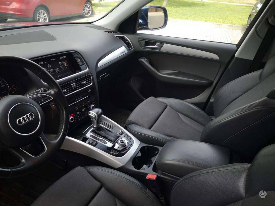 Zils Audi Q5 2015 Klaipėda, ar dzinēja tilpumu 2.00 L un nobraukumu 140 tūkst. km par 16300 €, foto 27 vietnē AUTOMOTO.COM.LV