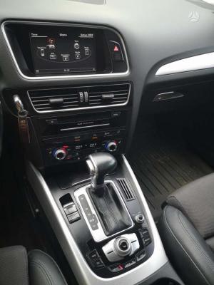 Zils Audi Q5 2015 Klaipėda, ar dzinēja tilpumu 2.00 L un nobraukumu 140 tūkst. km par 16300 €, foto 28 vietnē AUTOMOTO.COM.LV