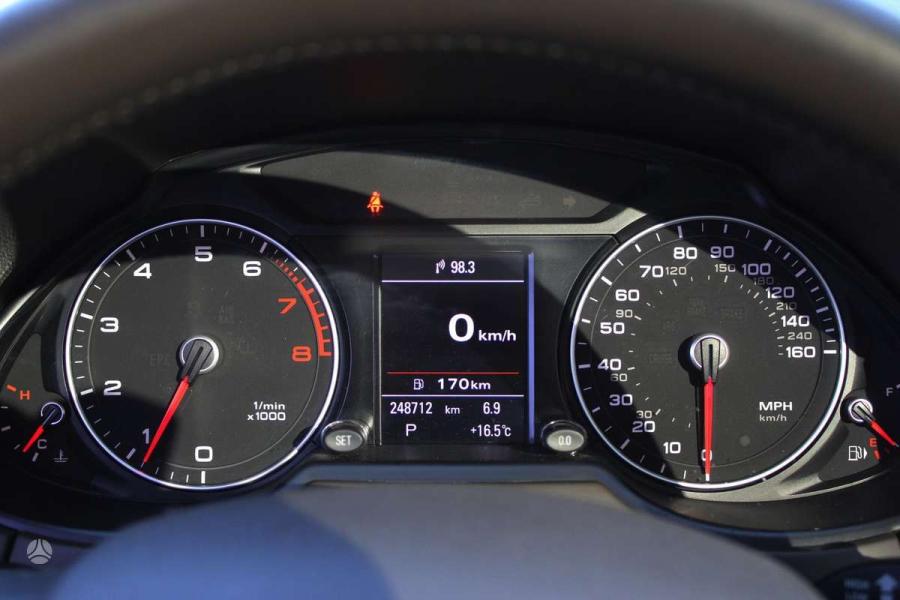Blue Audi Q5 2015 in Vilnius, with an engine capacity of 1.98 L and mileage of 249 thousand km for 6999 €, photo 8 on AUTOMOTO.COM.LV