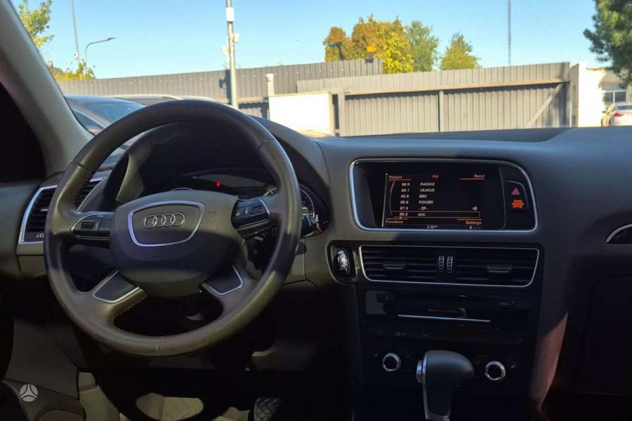 Blue Audi Q5 2015 in Vilnius, with an engine capacity of 1.98 L and mileage of 249 thousand km for 6999 €, photo 15 on AUTOMOTO.COM.LV