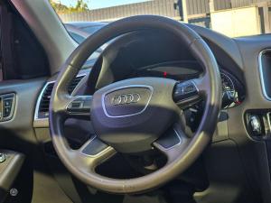 Blue Audi Q5 2015 in Vilnius, with an engine capacity of 1.98 L and mileage of 249 thousand km for 6999 €, photo 16 on AUTOMOTO.COM.LV