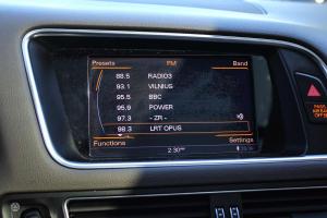 Blue Audi Q5 2015 in Vilnius, with an engine capacity of 1.98 L and mileage of 249 thousand km for 6999 €, photo 17 on AUTOMOTO.COM.LV