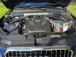 Blue Audi Q5 2015 in Utena, with an engine capacity of 2.00 L and mileage of 268 thousand km for 13900 €, photo 26 on AUTOMOTO.COM.LV