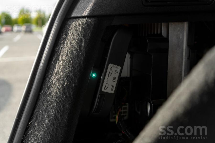 Zils Audi Q5 2015 Rīga, ar dzinēja tilpumu 3.00 L un nobraukumu 227 tūkst. km par 17900 €, foto 15 vietnē AUTOMOTO.COM.LV