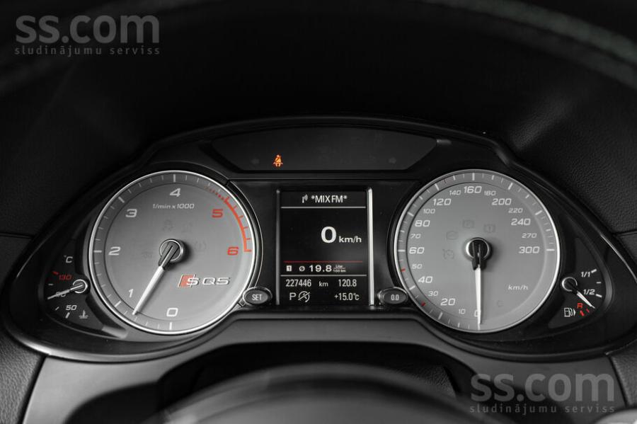 Zils Audi Q5 2015 Rīga, ar dzinēja tilpumu 3.00 L un nobraukumu 227 tūkst. km par 17900 €, foto 20 vietnē AUTOMOTO.COM.LV