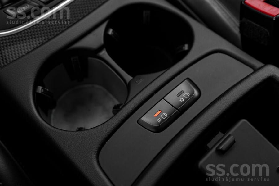 Zils Audi Q5 2015 Rīga, ar dzinēja tilpumu 3.00 L un nobraukumu 227 tūkst. km par 17900 €, foto 23 vietnē AUTOMOTO.COM.LV