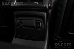 Zils Audi Q5 2015 Rīga, ar dzinēja tilpumu 3.00 L un nobraukumu 227 tūkst. km par 17900 €, foto 26 vietnē AUTOMOTO.COM.LV