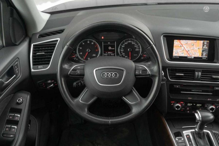 Blue Audi Q5 2016 in Vilnius, with an engine capacity of 2.00 L and mileage of 216 thousand km for 13950 €, photo 16 on AUTOMOTO.COM.LV