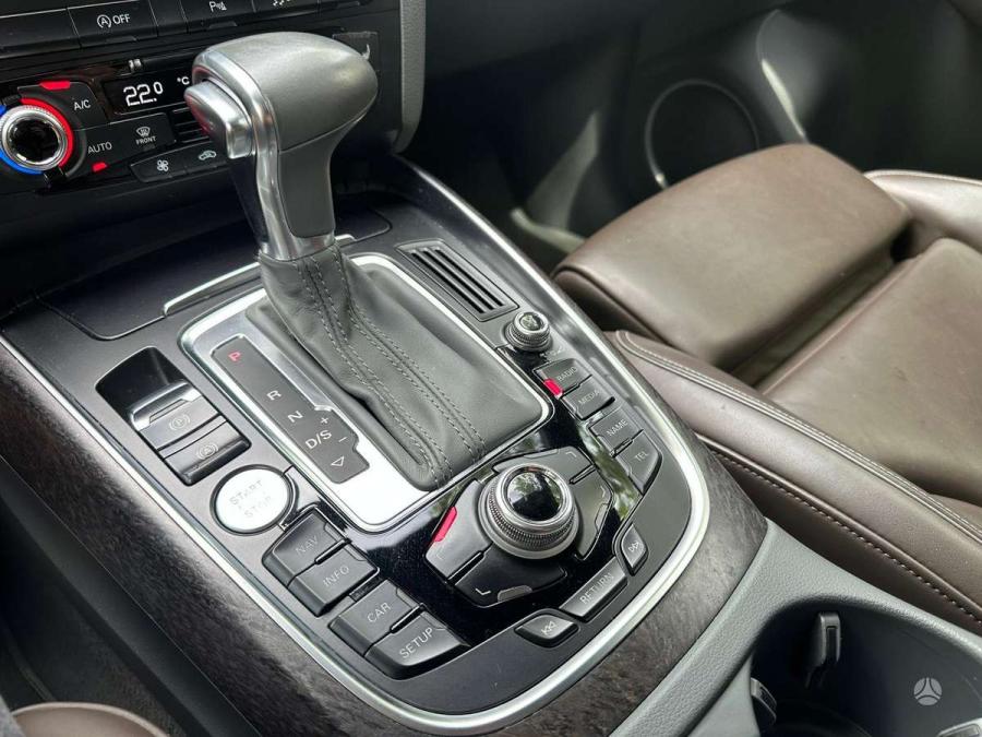 Zils Audi Q5 2016 Viļņa, ar dzinēja tilpumu 1.97 L un nobraukumu 300 tūkst. km par 13300 €, foto 27 vietnē AUTOMOTO.COM.LV