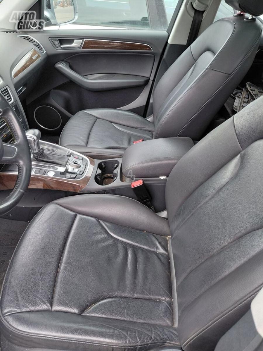 Blue Audi Q5 2016 in Klaipeda, with an engine capacity of 2.00 L and mileage of 225 thousand km for 10200 €, photo 9 on AUTOMOTO.COM.LV
