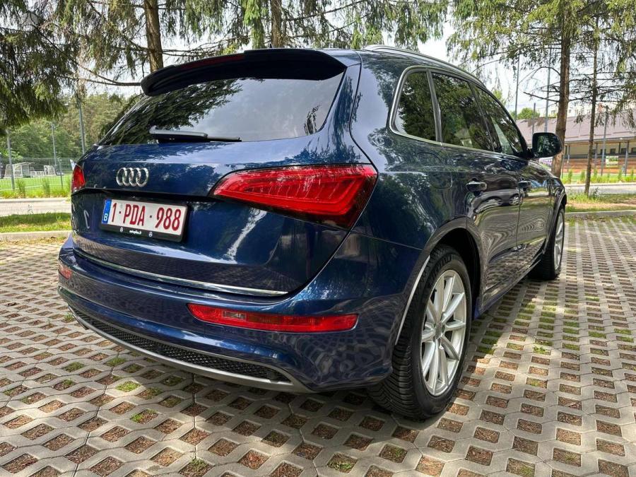 Blue Audi Q5 2016 in Vilnius, with an engine capacity of 1.97 L and mileage of 300 thousand km for 13000 €, photo 11 on AUTOMOTO.COM.LV
