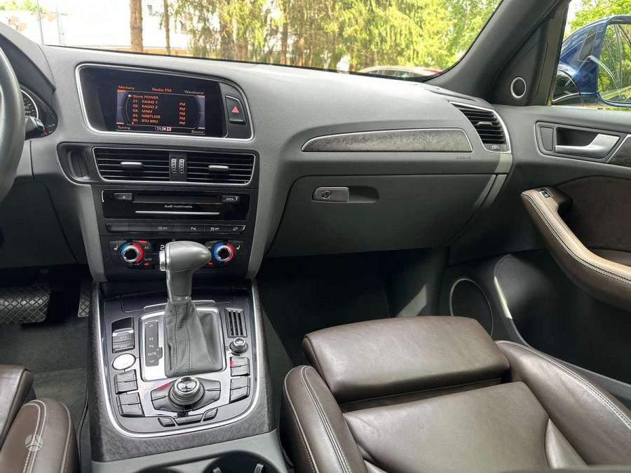 Blue Audi Q5 2016 in Vilnius, with an engine capacity of 1.97 L and mileage of 300 thousand km for 13000 €, photo 24 on AUTOMOTO.COM.LV