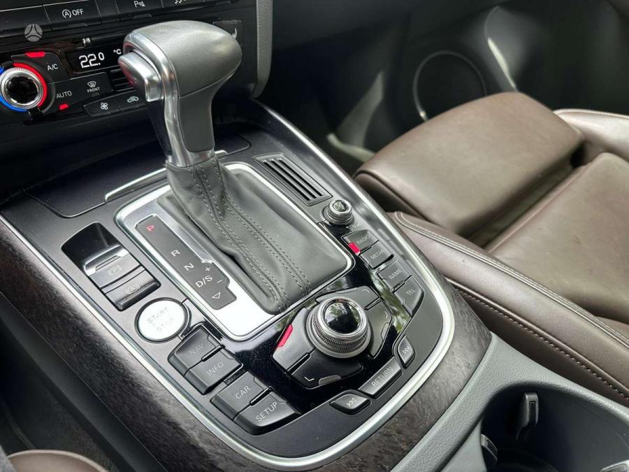 Blue Audi Q5 2016 in Vilnius, with an engine capacity of 1.97 L and mileage of 300 thousand km for 13000 €, photo 27 on AUTOMOTO.COM.LV