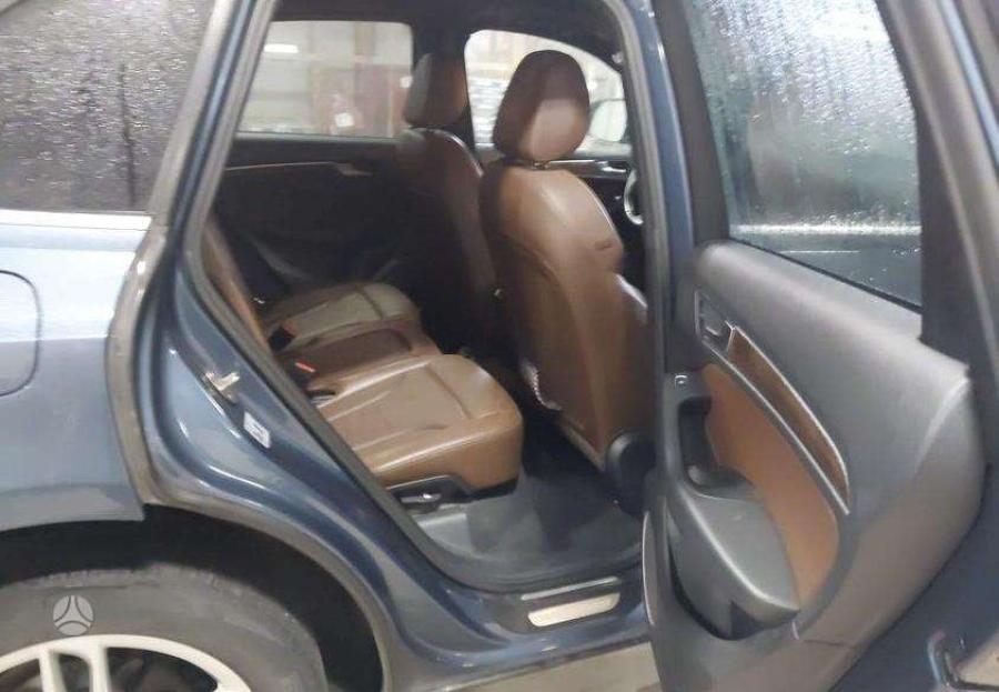 Синий Ауди Ку 5 2016 в Вильнюс, объемом двигателя 1.98 л и пробегом 334 тыс. км за 6750 €, фото 17 на AUTOMOTO.COM.LV