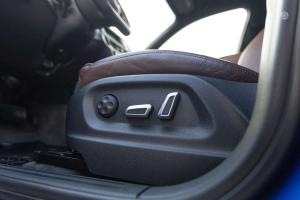 Zils Audi Q5 2016 Klaipėda, ar dzinēja tilpumu 3.00 L un nobraukumu 84 tūkst. km par 17499 €, foto 26 vietnē AUTOMOTO.COM.LV
