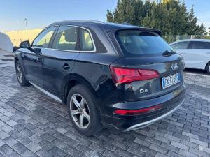 Blue Audi Q5 2017 in Kaunas, with an engine capacity of 1.97 L and mileage of 280 thousand km for 14000 €, photo 3 on AUTOMOTO.COM.LV