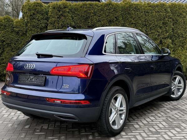 Blue Audi Q5 2017 in Jonava, with an engine capacity of 1.97 L and mileage of 254 thousand km for 18850 €, photo 5 on AUTOMOTO.COM.LV