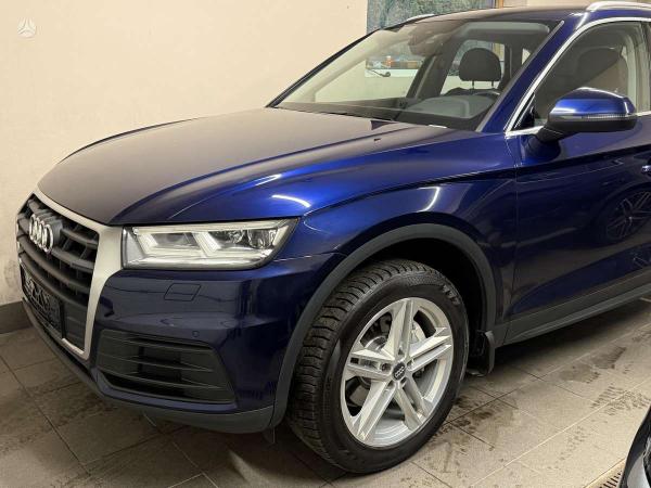 Blue Audi Q5 2017 in Jonava, with an engine capacity of 1.97 L and mileage of 254 thousand km for 18850 €, photo 9 on AUTOMOTO.COM.LV