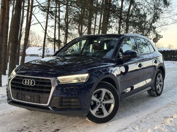 Blue Audi Q5 2017 in Utena, with an engine capacity of 1.97 L and mileage of 300 thousand km for 15800 €, photo 1 on AUTOMOTO.COM.LV
