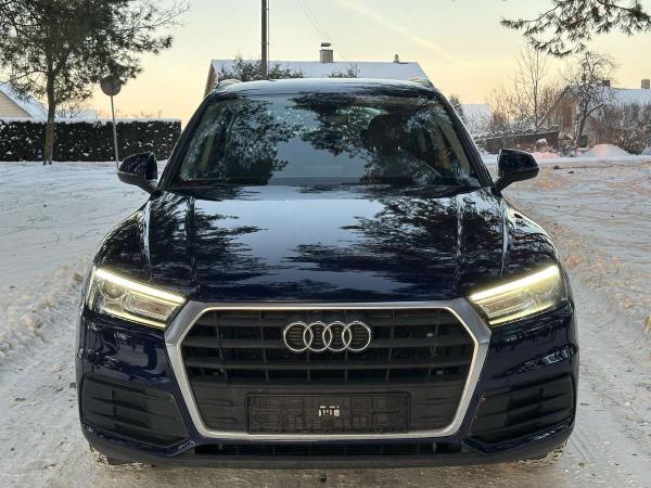 Blue Audi Q5 2017 in Utena, with an engine capacity of 1.97 L and mileage of 300 thousand km for 15800 €, photo 3 on AUTOMOTO.COM.LV