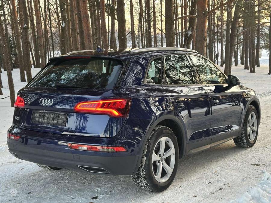 Blue Audi Q5 2017 in Utena, with an engine capacity of 1.97 L and mileage of 300 thousand km for 15800 €, photo 7 on AUTOMOTO.COM.LV