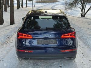 Blue Audi Q5 2017 in Utena, with an engine capacity of 1.97 L and mileage of 300 thousand km for 15800 €, photo 9 on AUTOMOTO.COM.LV