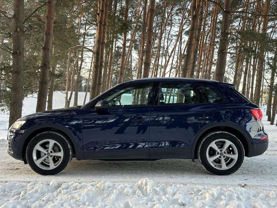 Blue Audi Q5 2017 in Utena, with an engine capacity of 1.97 L and mileage of 300 thousand km for 15800 €, photo 11 on AUTOMOTO.COM.LV