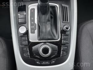 Zils Audi Q5 2017 Ogre, ar dzinēja tilpumu 2.00 L un nobraukumu 200 tūkst. km par 13880 €, foto 26 vietnē AUTOMOTO.COM.LV