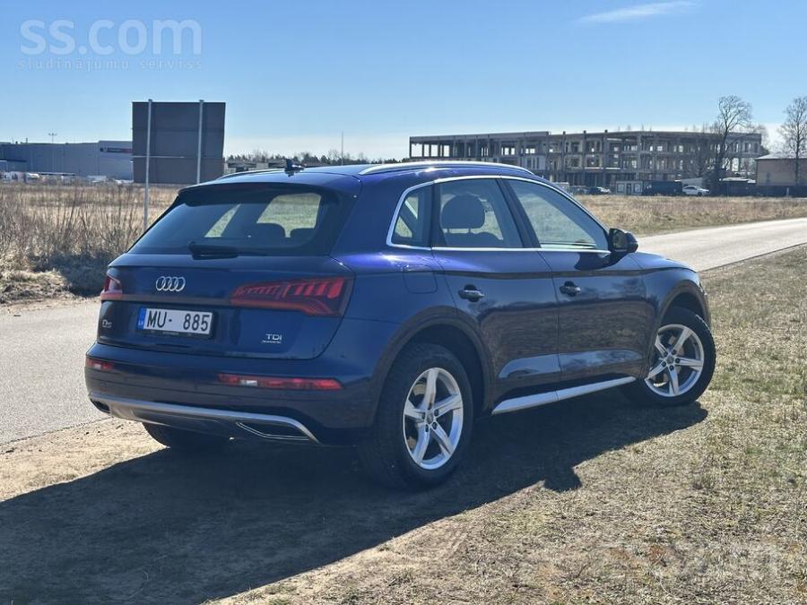Zils Audi Q5 2017 Rīga, ar dzinēja tilpumu 2.00 L un nobraukumu 125 tūkst. km par 20500 €, foto 4 vietnē AUTOMOTO.COM.LV