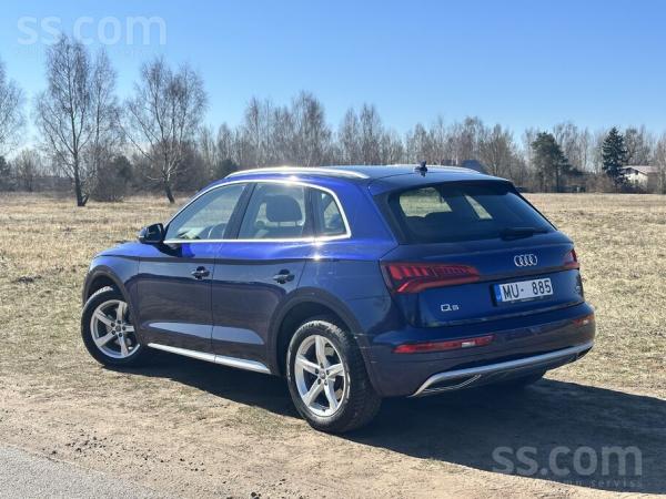 Blue Audi Q5 2017 in Riga, with an engine capacity of 2.00 L and mileage of 125 thousand km for 20500 €, photo 4 on AUTOMOTO.COM.LV