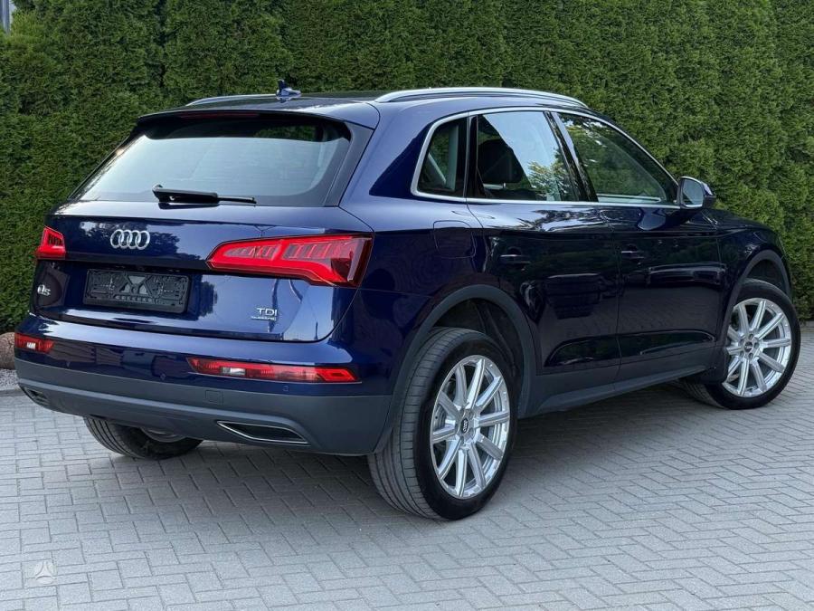 Blue Audi Q5 2017 in Jonava, with an engine capacity of 1.97 L and mileage of 226 thousand km for 18700 €, photo 8 on AUTOMOTO.COM.LV