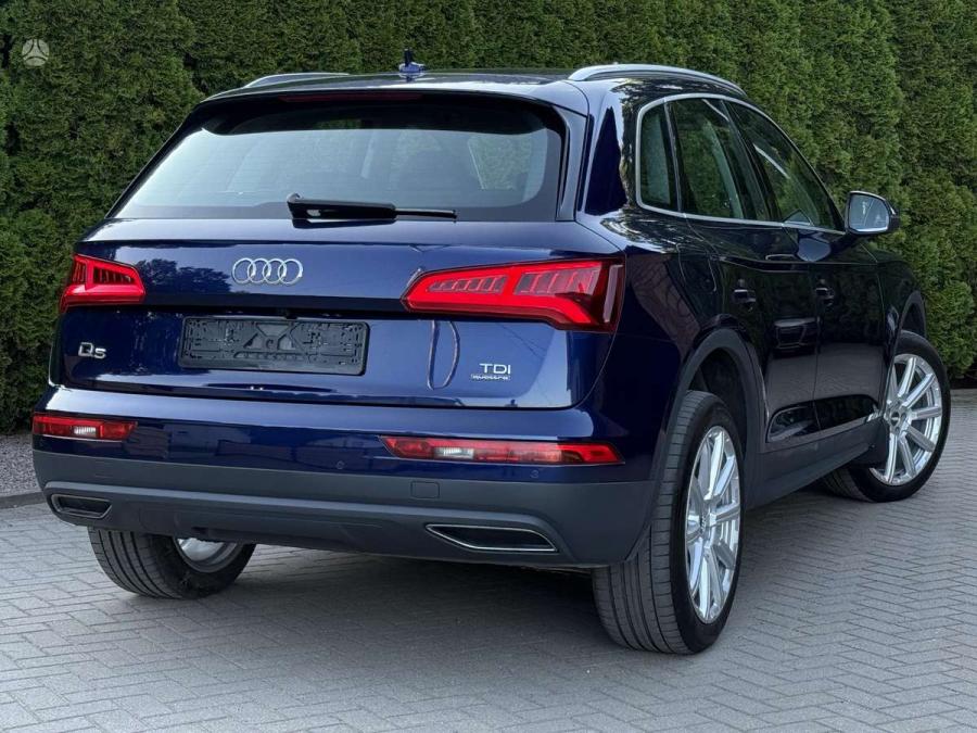 Blue Audi Q5 2017 in Jonava, with an engine capacity of 1.97 L and mileage of 226 thousand km for 18700 €, photo 9 on AUTOMOTO.COM.LV